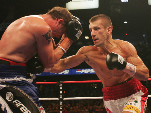 Pole holds on to WBC Light Heavyweight title (see pictures)