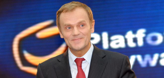 Tusk: przyjęliśmy ustawę podnoszącą wiek emerytalny do 67 lat - WP Finanse