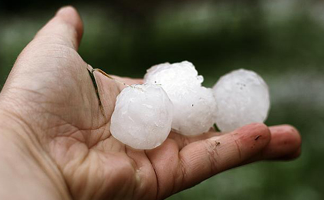 Gradobicie nad Polską - WP Wiadomości