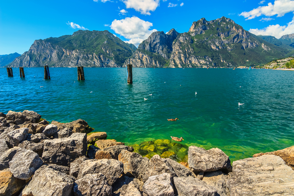 Jezioro Garda, Włochy - Wakacje nad wodą - najpiękniejsze jeziora w ...